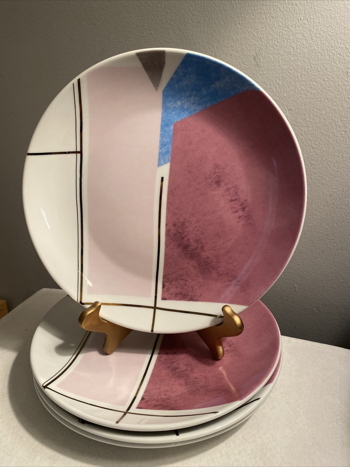 MoDRN Glam Geo 10” Set Of (4) Dinner Plates Gold With Pink And Blue | eBay
