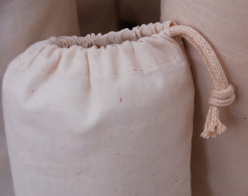 100% PLAIN COTTON DRAWSTRING LAUNDRY AND STORAGE BAGS | eBay UK