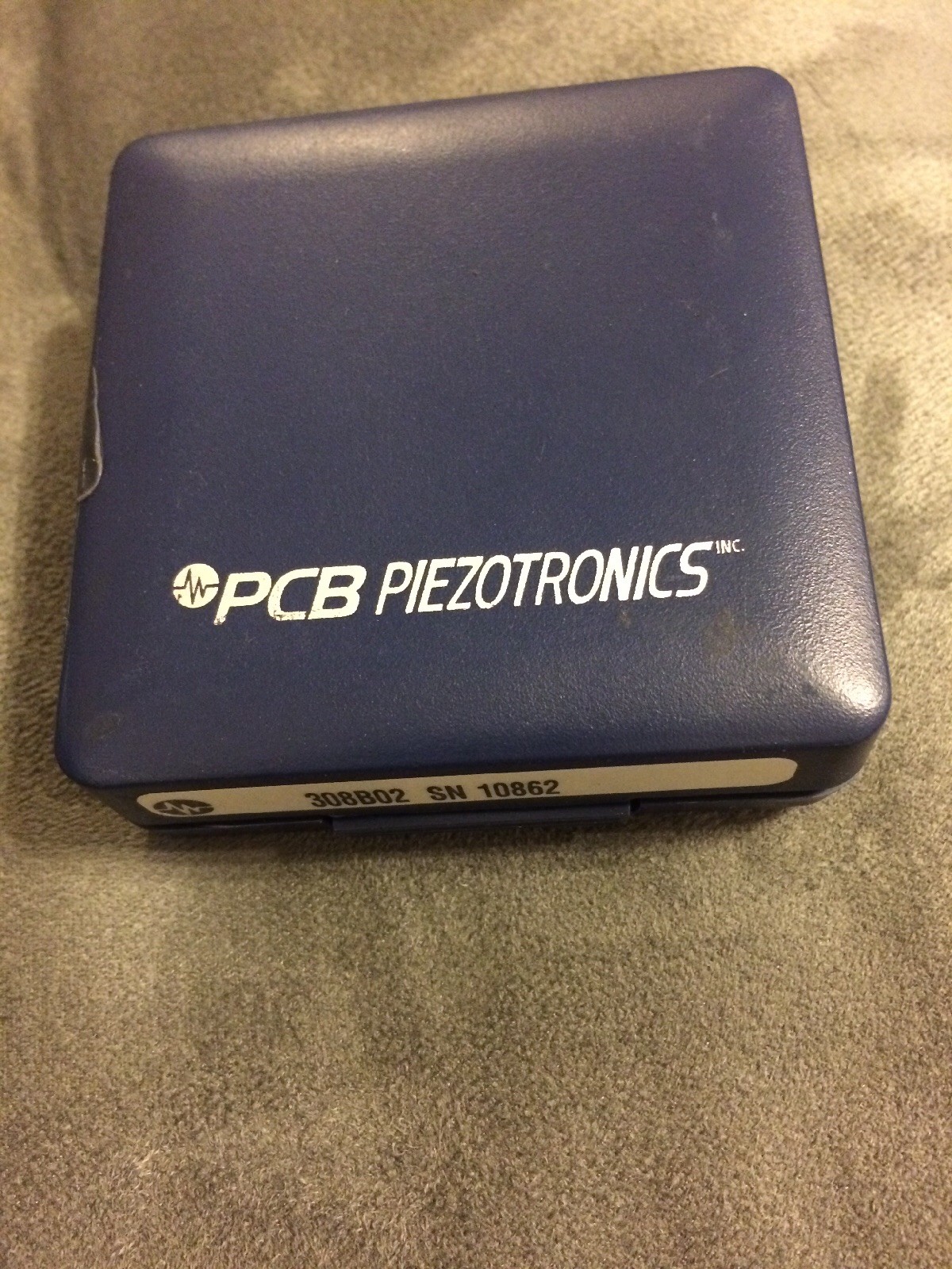 PCB Piezotronics Model No. 308B02 Accelerometer , single Axis 250-3000 Hz . | eBay