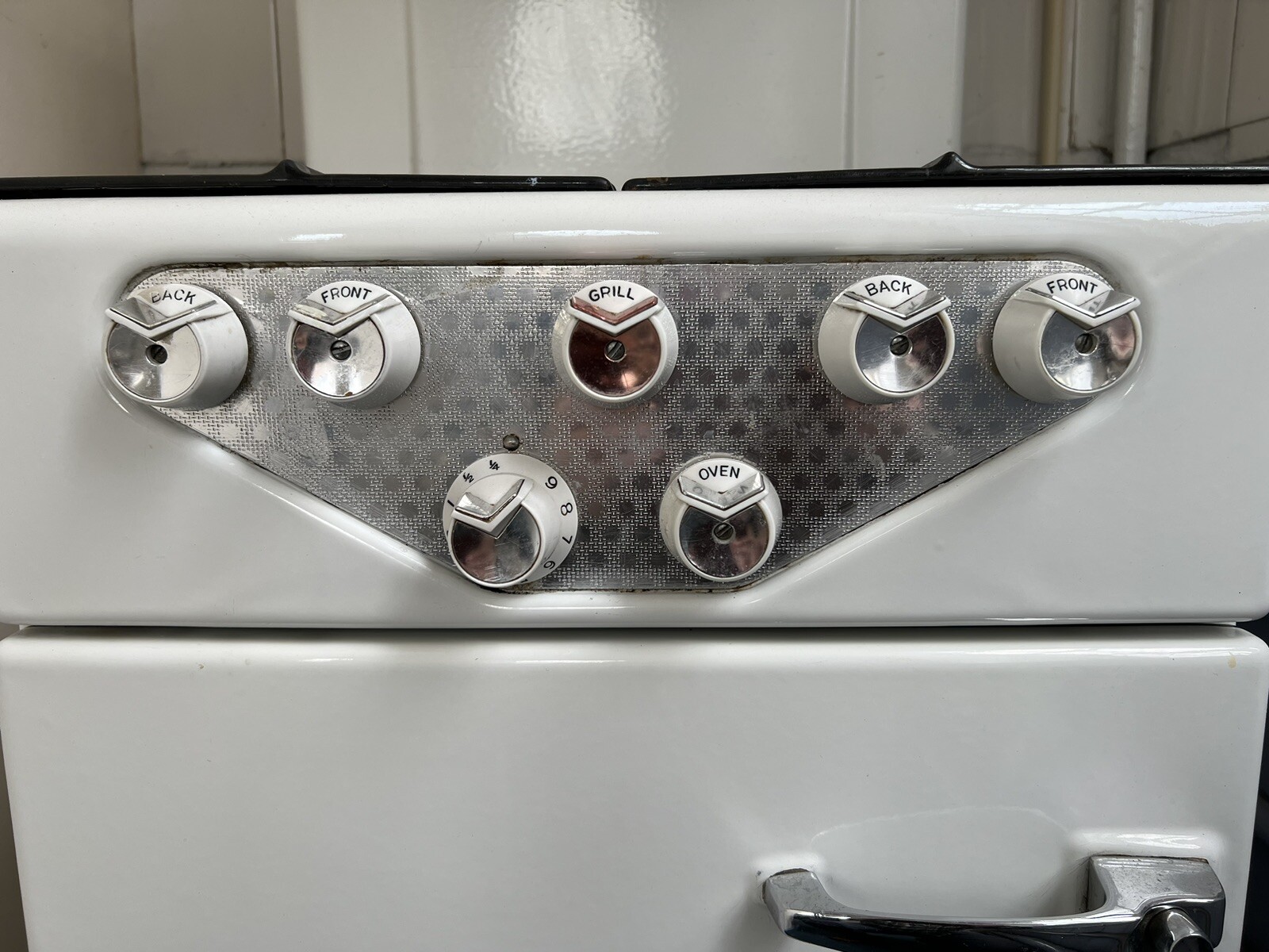 Vintage retro kitchenware kitchenalia gas cooker Newhome Cabaret free ...