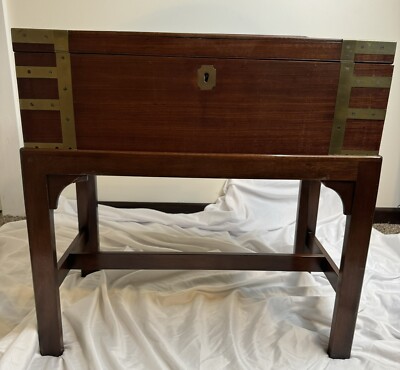 1800-1899 - Captain's Desk