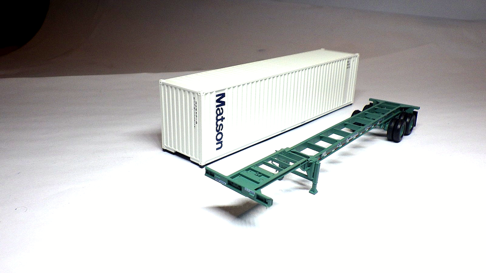 MATSON 40' Dry Container on chassis - Athearn - HO Scale | eBay
