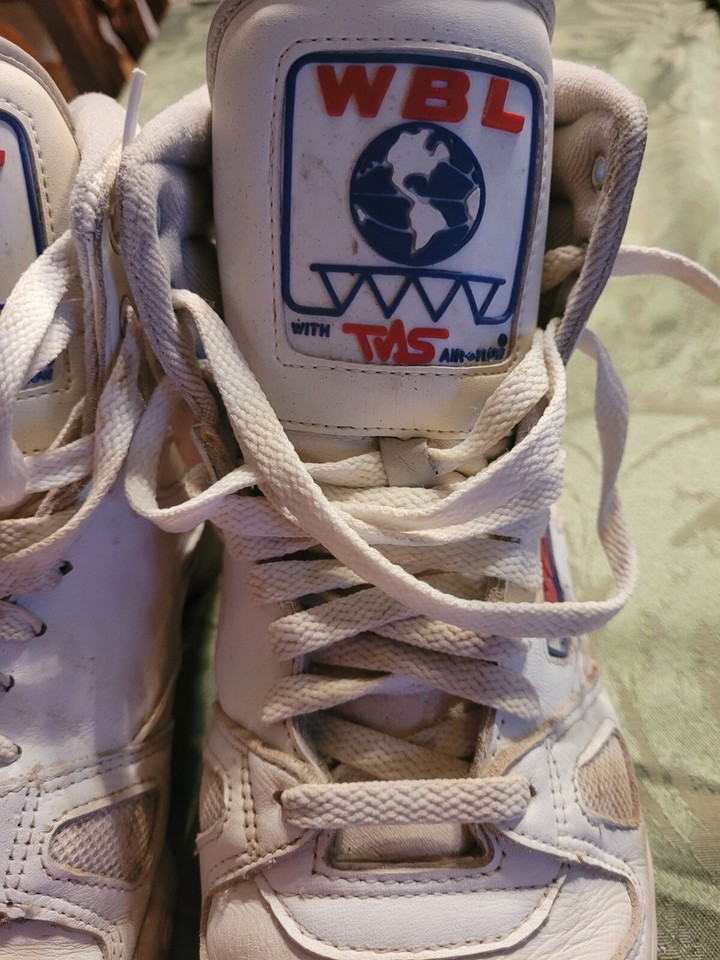 REDUCED+! Mens VINTAGE/VERY RARE WBL Basketball shoes 10.5- white- Air ...