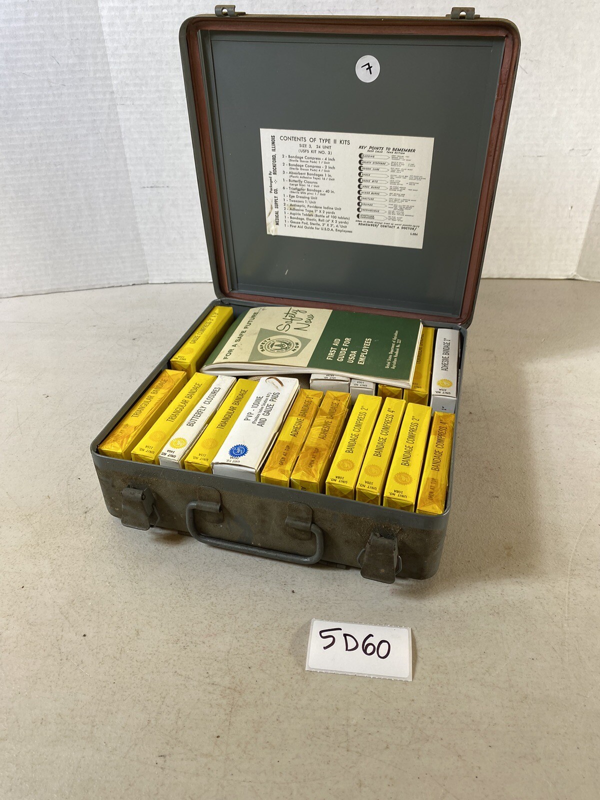 medic Medical Supply Co. First Aid Kit L-584 Type 2 Kit 5D60 | eBay