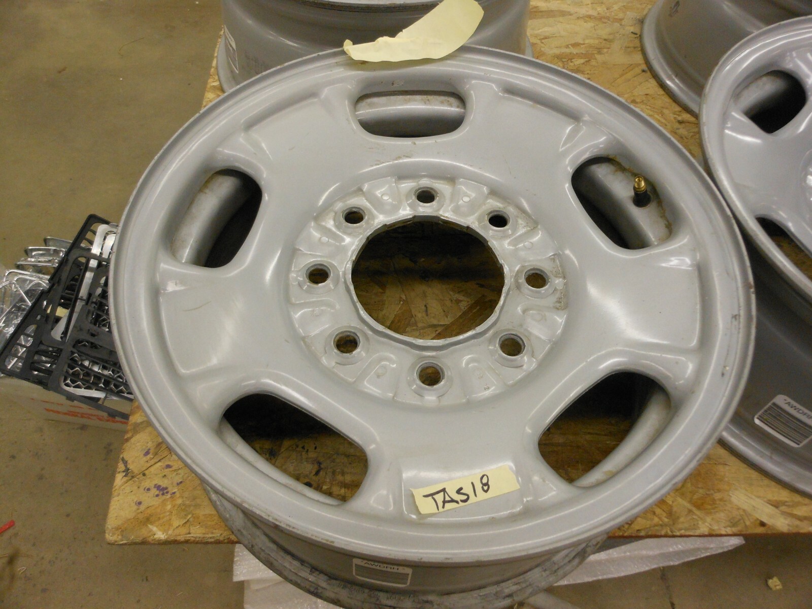 2011 2015 2022 Silverado Sierra 2500 3500 STEEL WHEEL 17 inch 11 13 15 ...