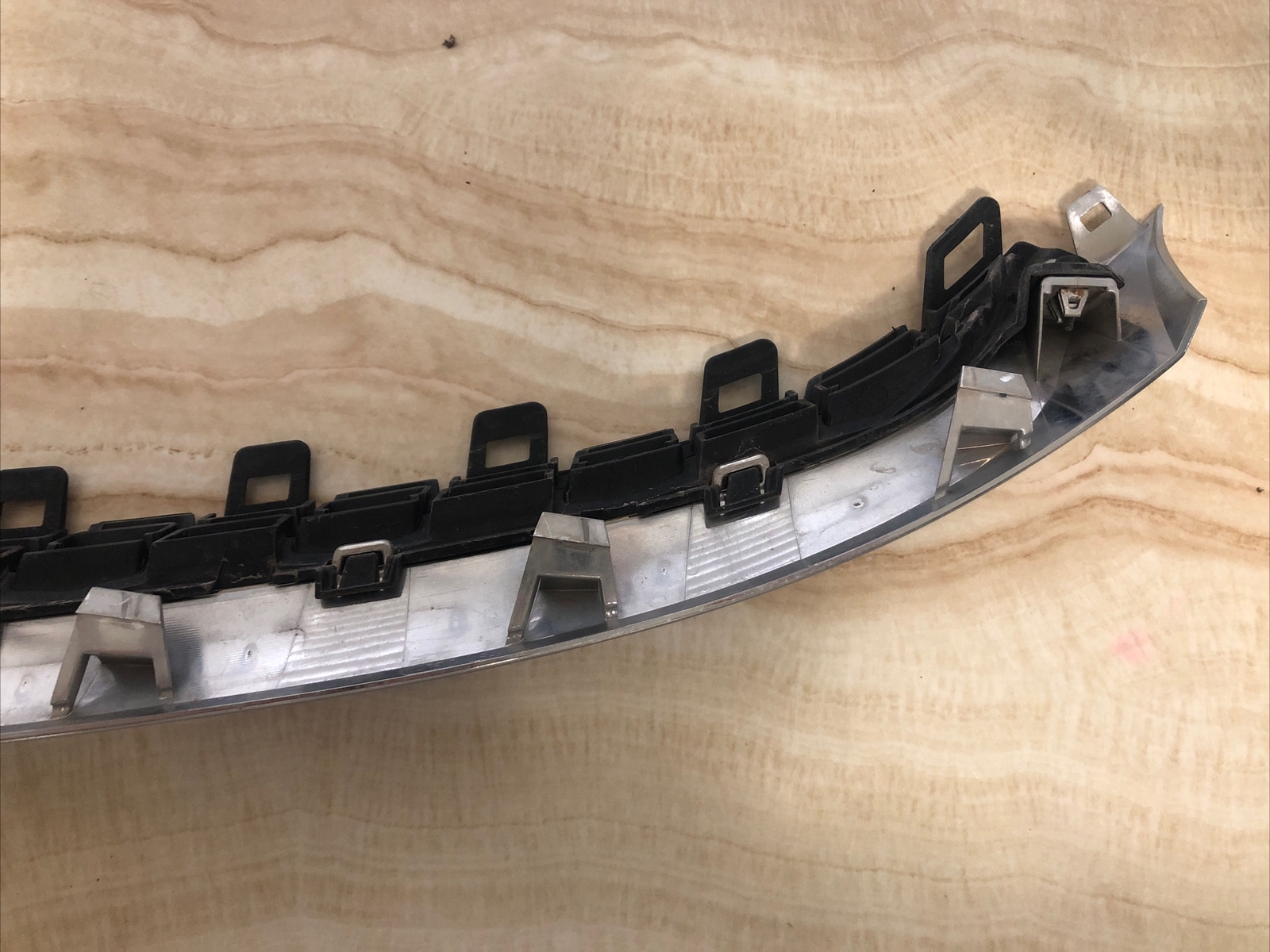 2014-2016 Chevy Malibu Upper Grille OEM 22995184 | eBay