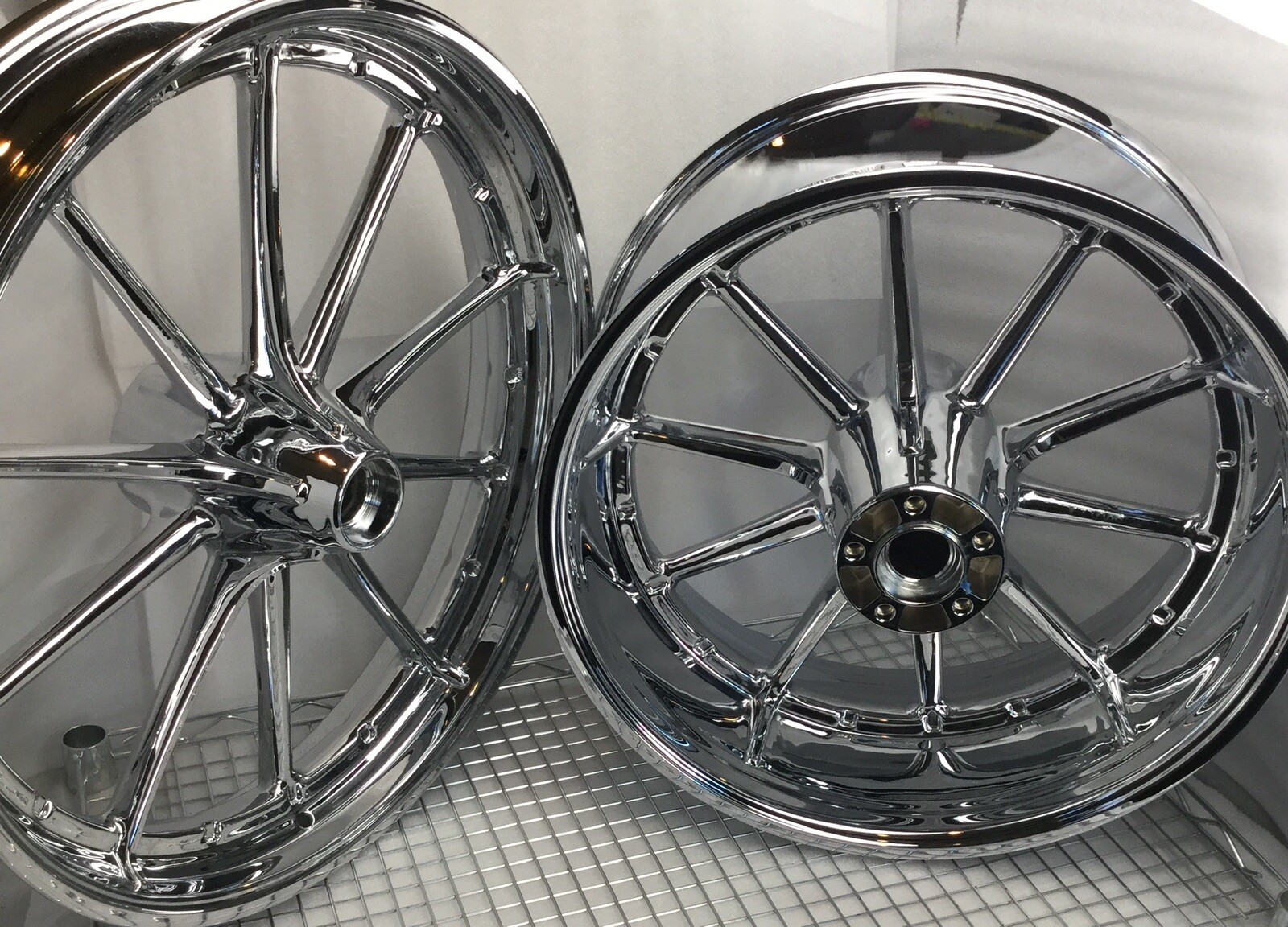 Harley Breakout Softail Wheels SET 2013 -24 Custom Chopper RIMS CHROME ...
