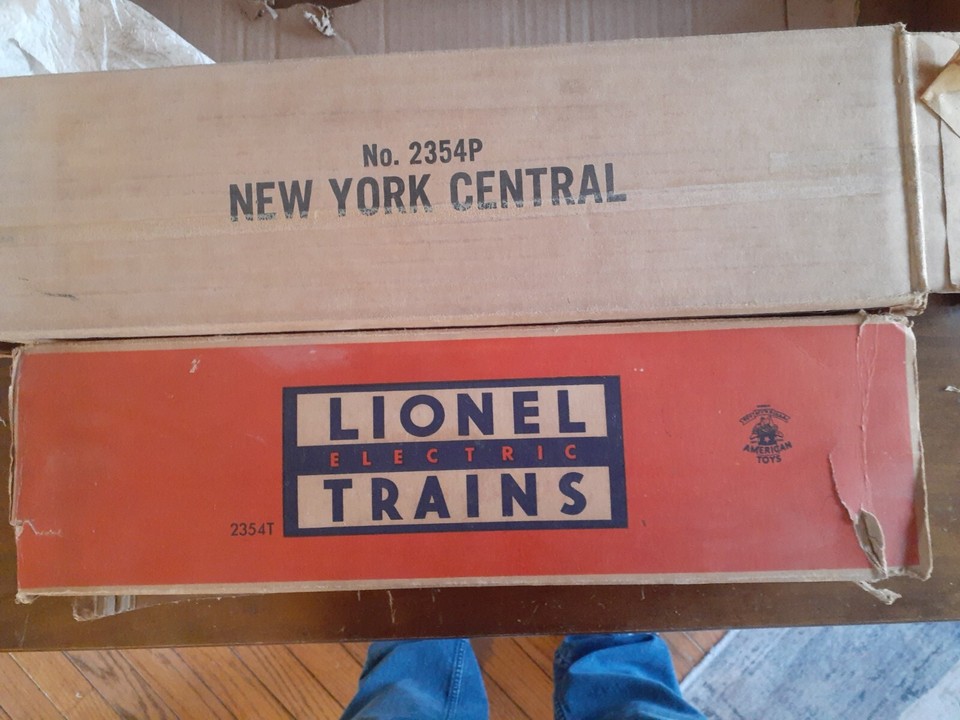 Lionel 2354P&T Vintage O New York Central F-3 Diesel Loco + 2354 Dummy ...
