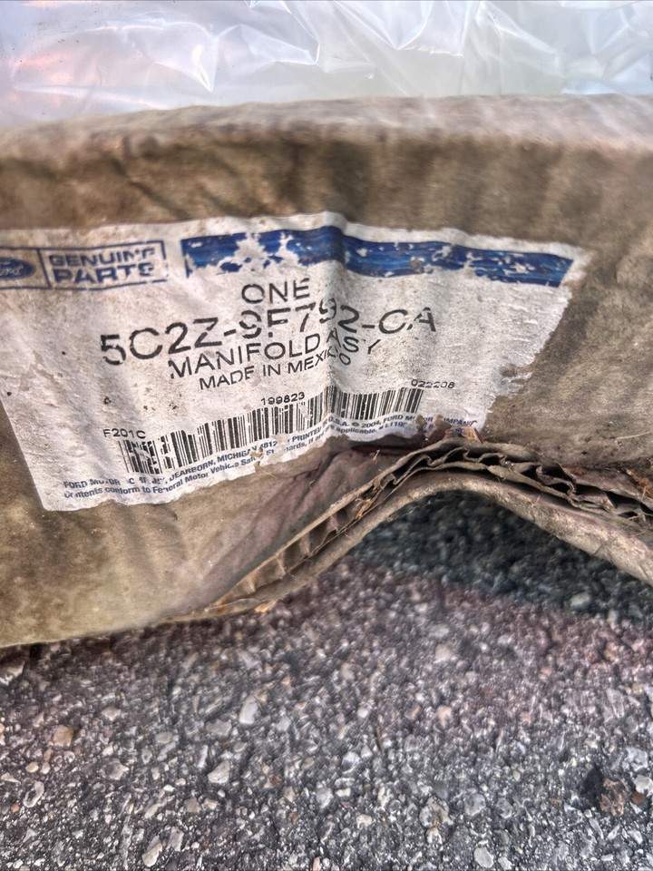 Genuine Ford Fuel Rail 5C2Z-9F792-CA | eBay