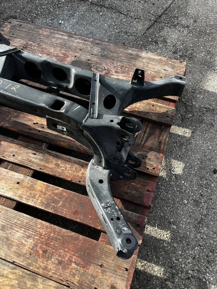 2010-2017 GMC Terrain Chevy Equinox FWD Rear Subframe Crossmember ...