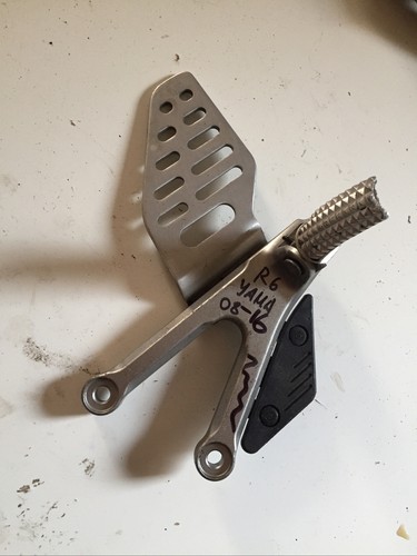 08-16 Yamaha R6 Left Rearset Rear Footpeg Foot Peg | eBay