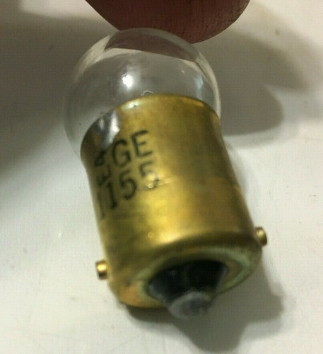 9417865 - A New 13.5V Light Bulb For An IH 766, 966, 1066, 1466, 1566 ...