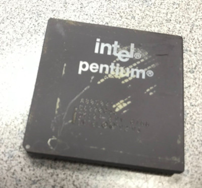 Vintage Intel Pentium 100 CPU 2.9V A80502100 SK124 gold, ship today | eBay