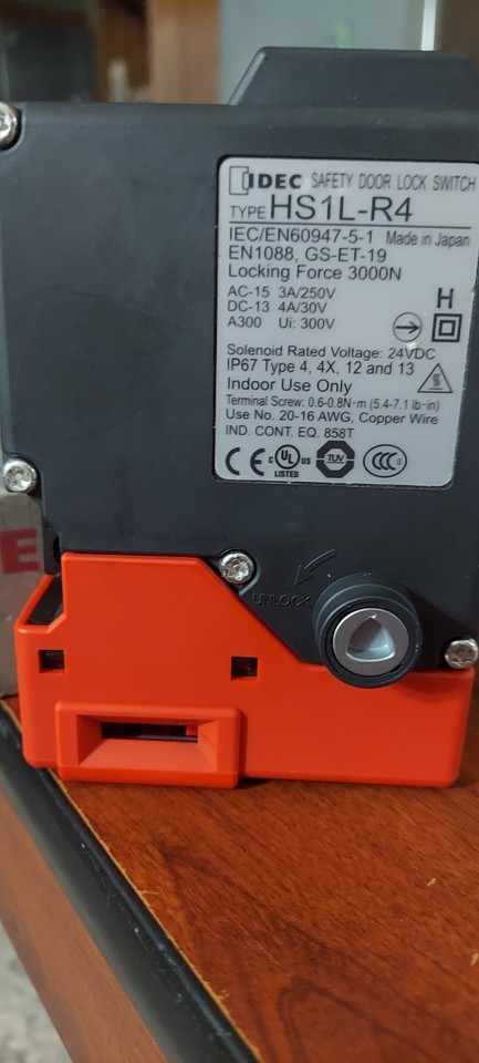 IDEC Safety door lock switch HS1L-R4 Locking Force | eBay
