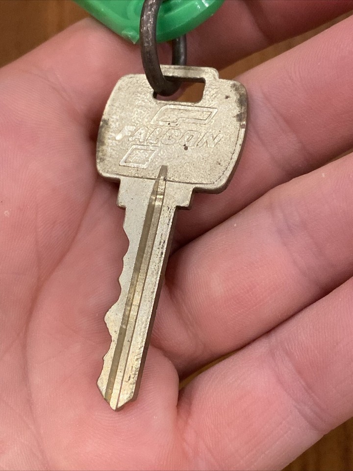 Vintage AMERICAS’S HOST AH Hotel Motel Room Key & FOB Jeffersonville ...