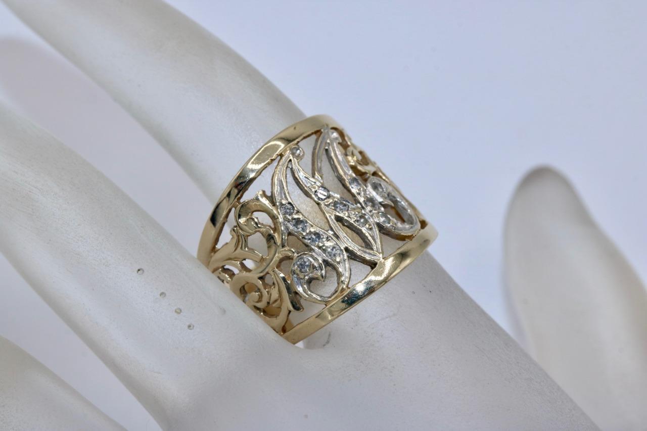 14K Gold Cursive Letter "M" Wide Filigree Graduated D… - Gem