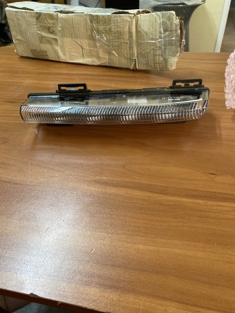 0999067801 - DAYTIME RUNNING LIGHT - Mercedes-Benz | eBay