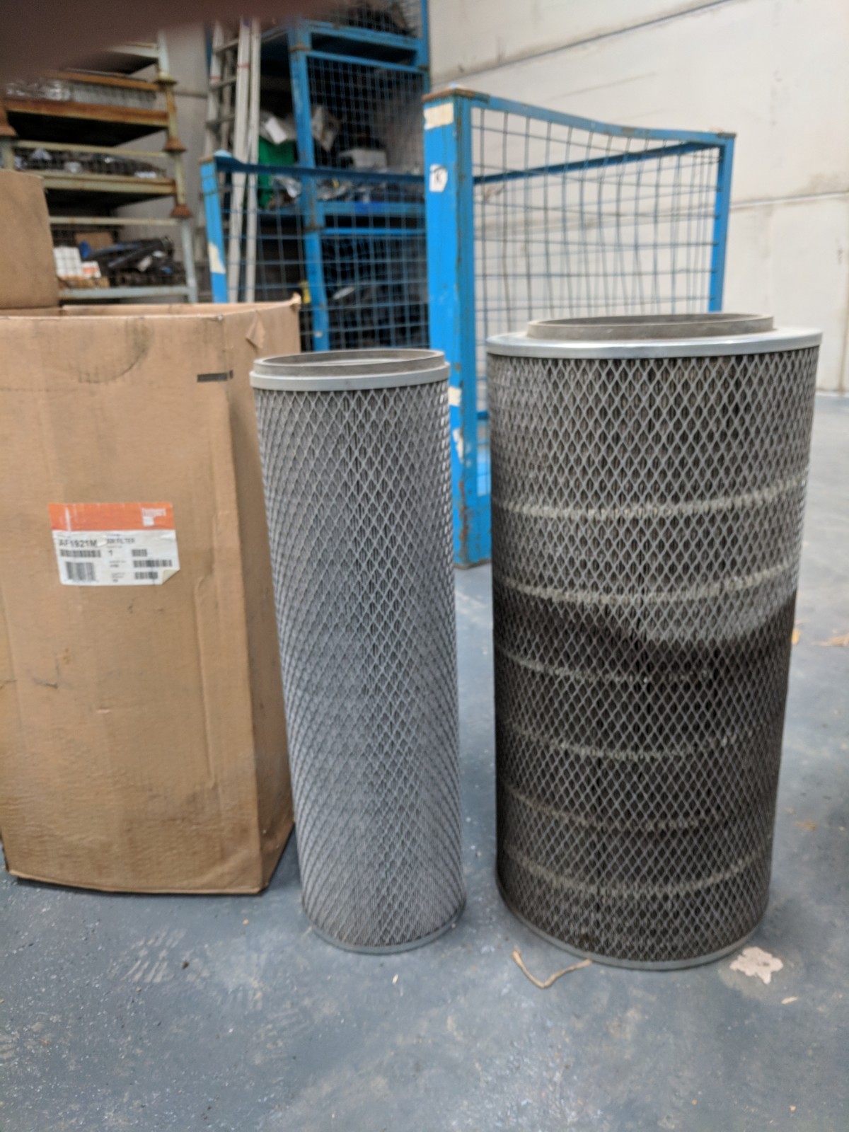 FLEETGUARD INNER AND MAIN AIR FILTER AF1921M & AF1922M FITS HITACHI ...