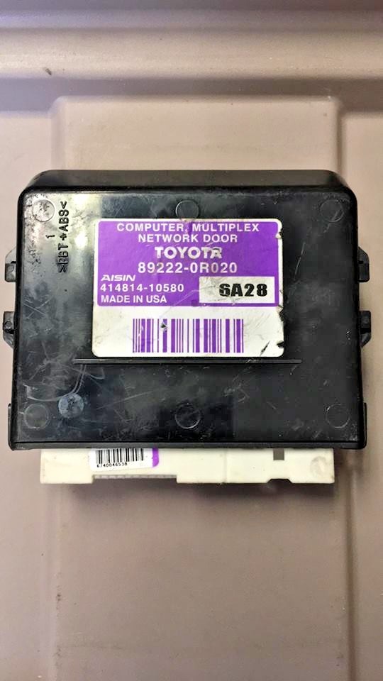 2016-2018 Toyota Rav4 Lift Gate Module | 89222-0R020 | Genuine OEM | 1 lb