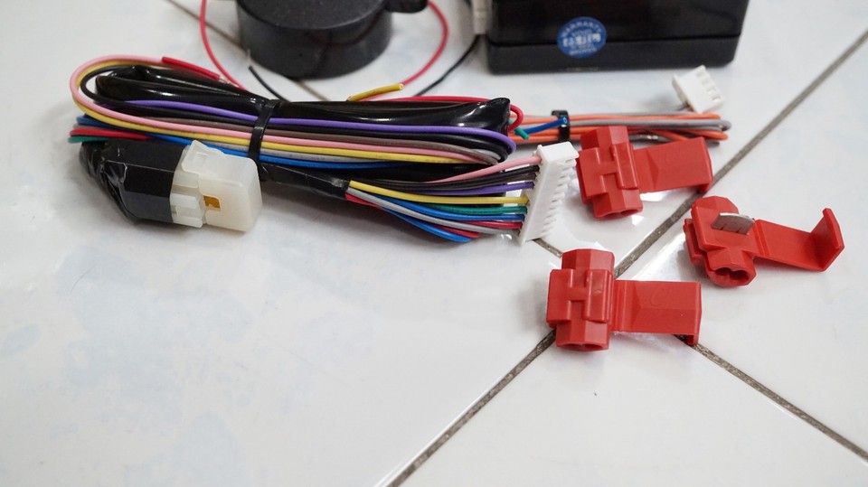 FOLDING MIRRORS AUTOMATIC CONTROL BOX FOR MITSUBISHI TRITON PAJERO 2013 ...