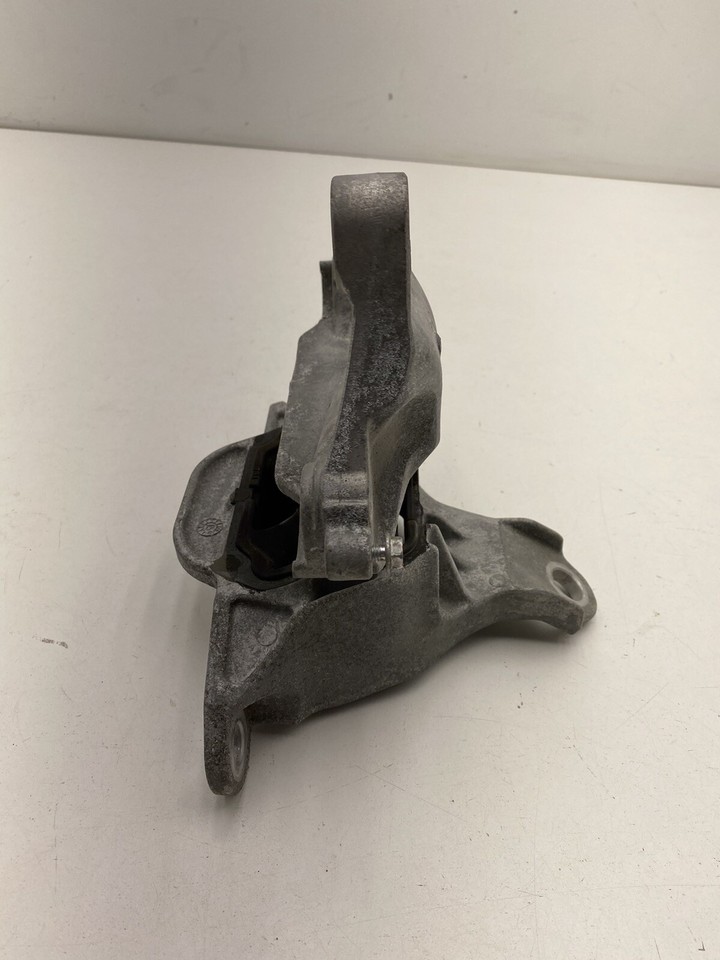 2016-2020 Honda Civic Transmission Support Mount Bracket OEM. | eBay