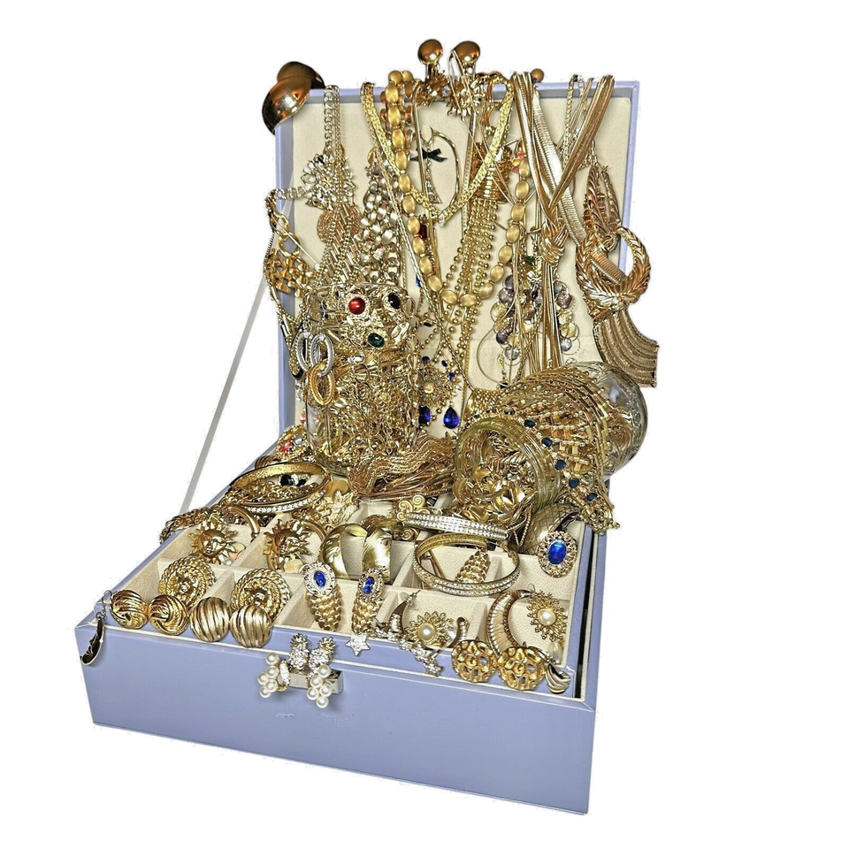 1.75 + Lbs 1 Full Ball Mason Jar All GOLD Toned Jewelry Mystery Lot ...