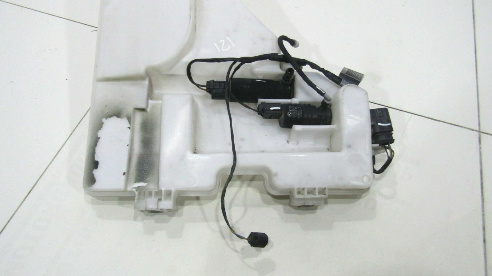 BMW oem Washer fluid reservoir Scheibenwaschflüssigkeit 61677191000 X6 ...