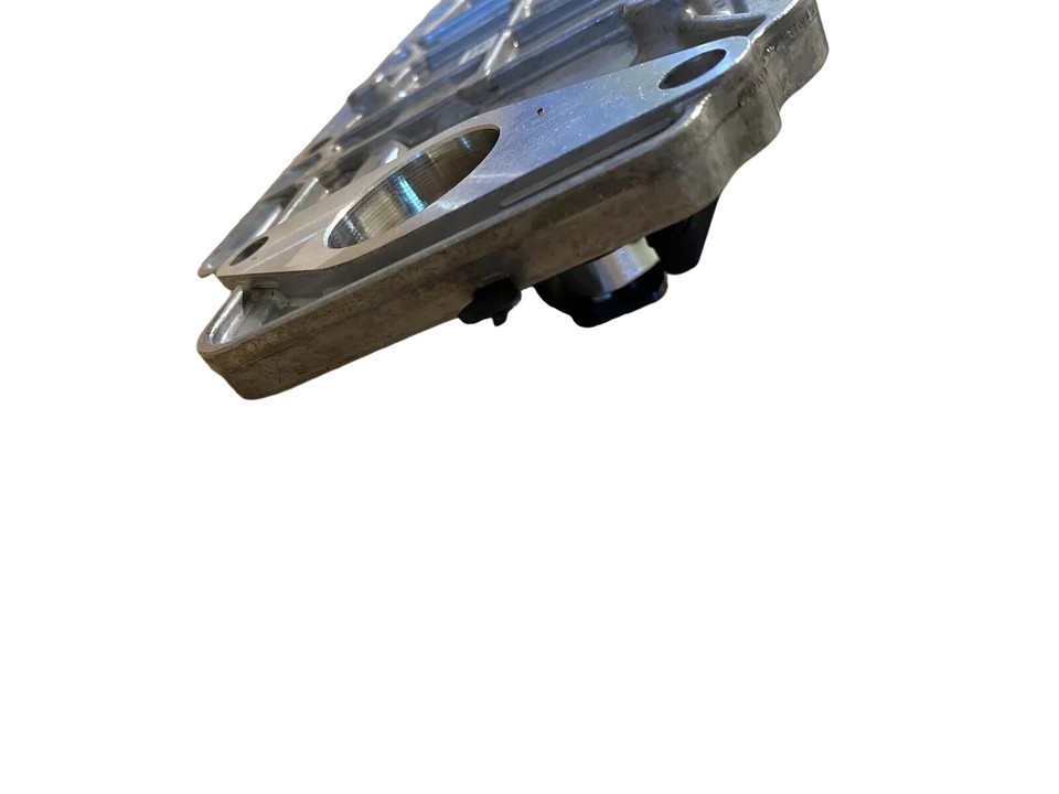 12697806 Engine Valve Lifter Oil Manifold For 2014-2019 GM 5.3L 6.2L ...