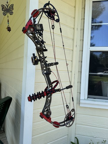 Mathews Monster McPherson Series Compound Hunting Bow, 80lbs . 27 Inch ...