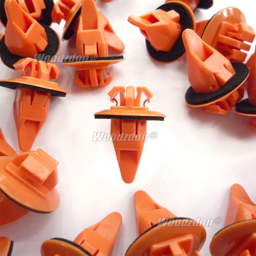 (50) Wheel Flare Clip 7539735010 (50) Rocker Moulding Clip 7549535010 ...