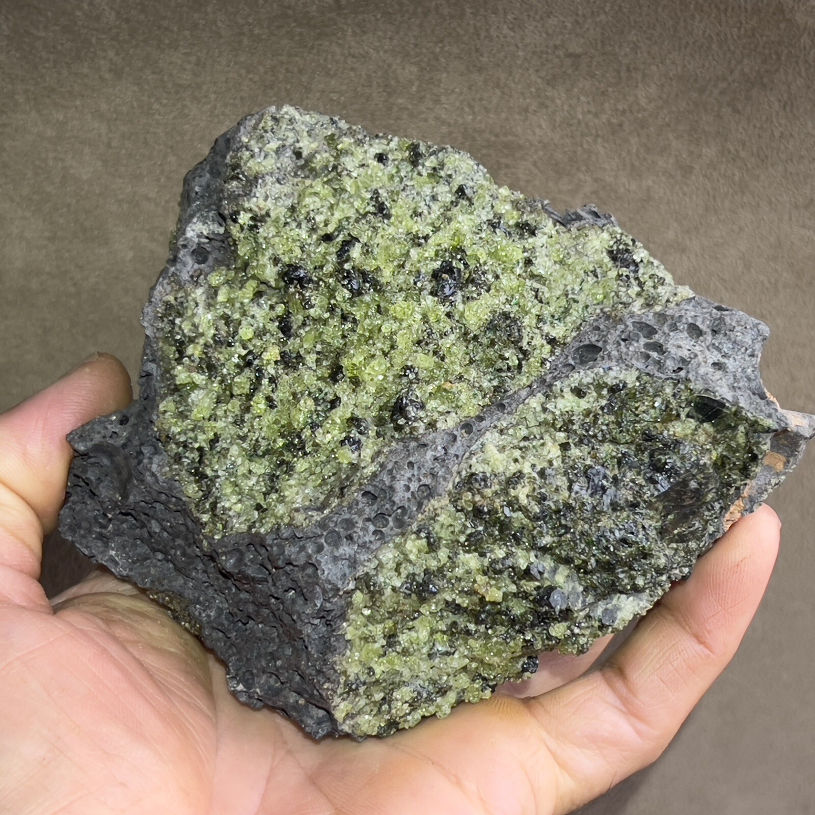 Green Peridot Crystals in Basalt Matrix | Olivine | Arizona | eBay