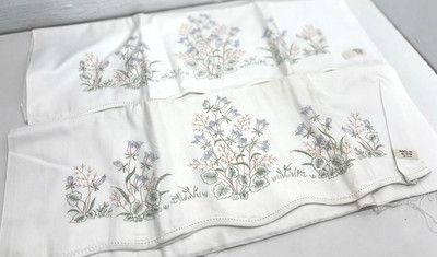 Vtg Set of 2 COLORTEX Pillowcase NOS Stamped Embroidery floral flowers ...
