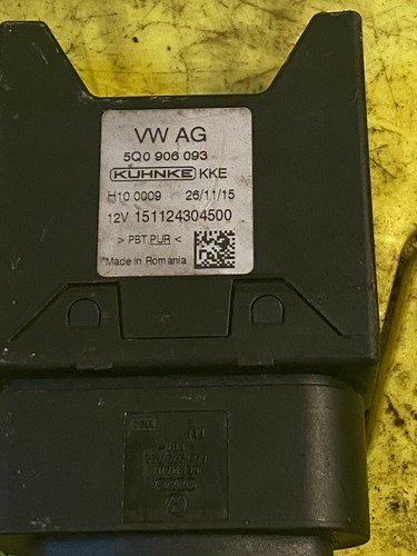 Vw Volkswagen Golf MK7 2013-2017 Fuel Pump Control Unit Module ...