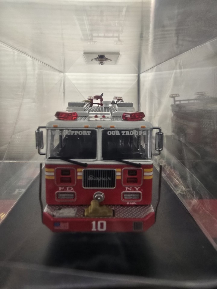 Code 3 Collectibles FDNY New York Fire Seagrave Pumper Engine 10 Ten ...
