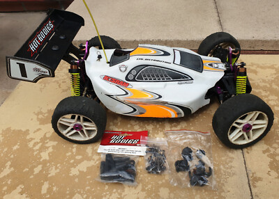 Hot Bodies Lightning 2 RC Car 1/8th Nitro Buggy 4WD Off Road Roller ...