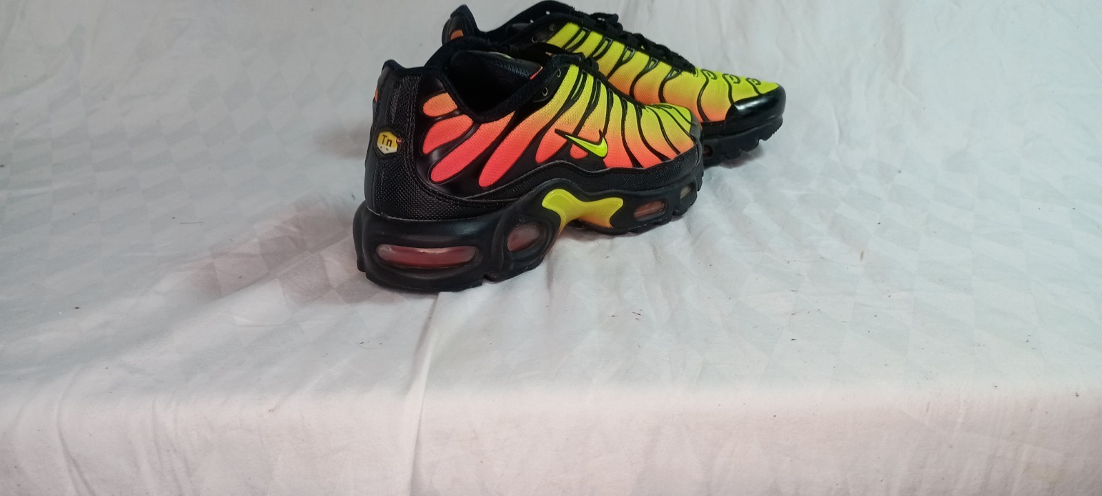 Nike Air Max Plus Tn Sunset Orange Volt Black Mens Size 7 Aq9979-001 | eBay