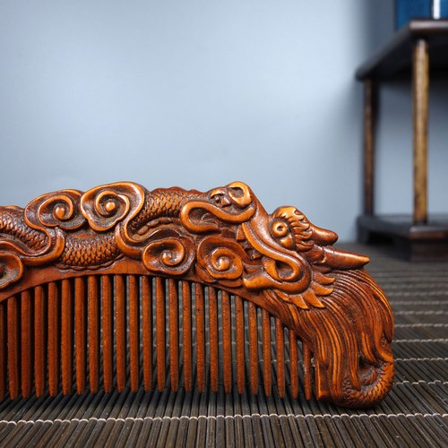 Chinese Vintage Wood Carving Boxwood Comb Statue Carved Dragon Nice Art ...