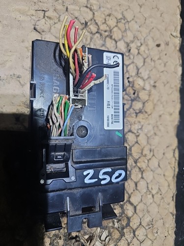 Renault Trafic Body Control Module BCM 1.9 DCI Diesel X83 P8200156017-D ...