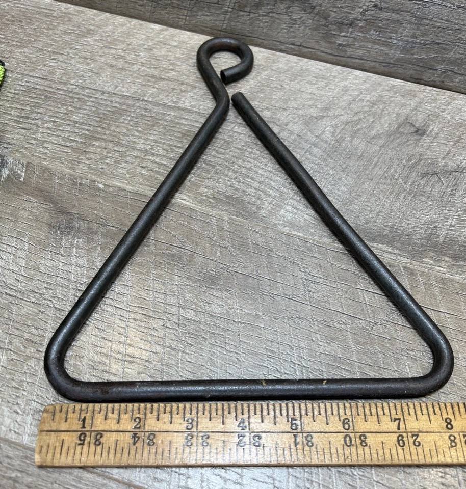 Vintage Metal Cast Iron Dinner Triangle Bell Farmhouse Primitive ...