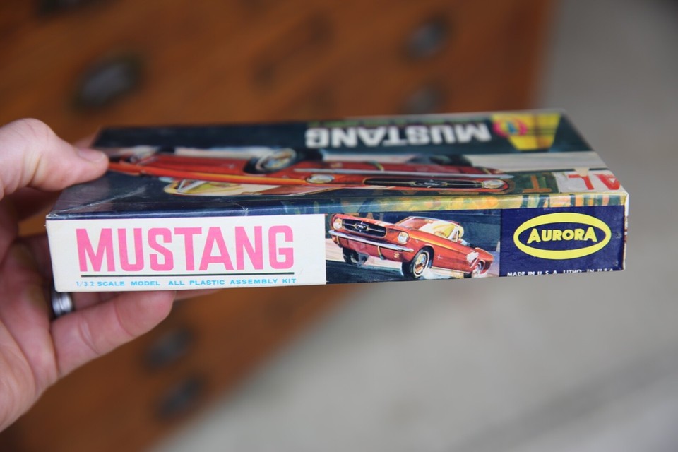 Vintage 1964 Aurora Ford Mustang Convertible Model Car Kit 1/32 Box ...