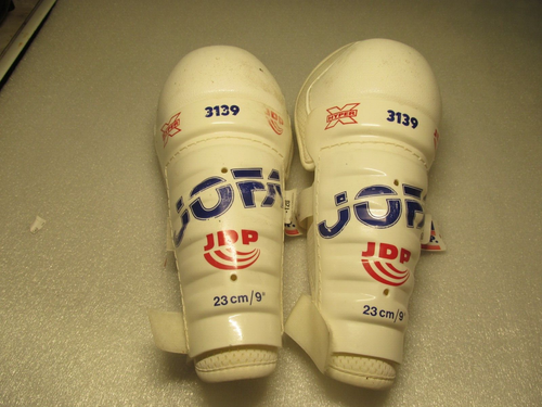 RARE WHITE VINTAGE OLD JOFA PADS SHIN GUARDS 3139 23 CM LONG | eBay