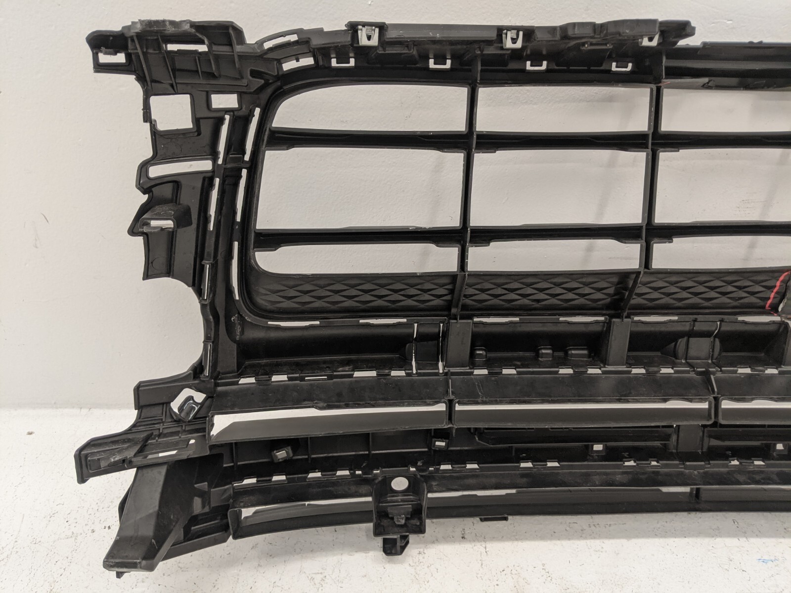 Porsche Macan 95B Front Bumper Center Grille 95B807683BQ 2019 2020 Oem ...