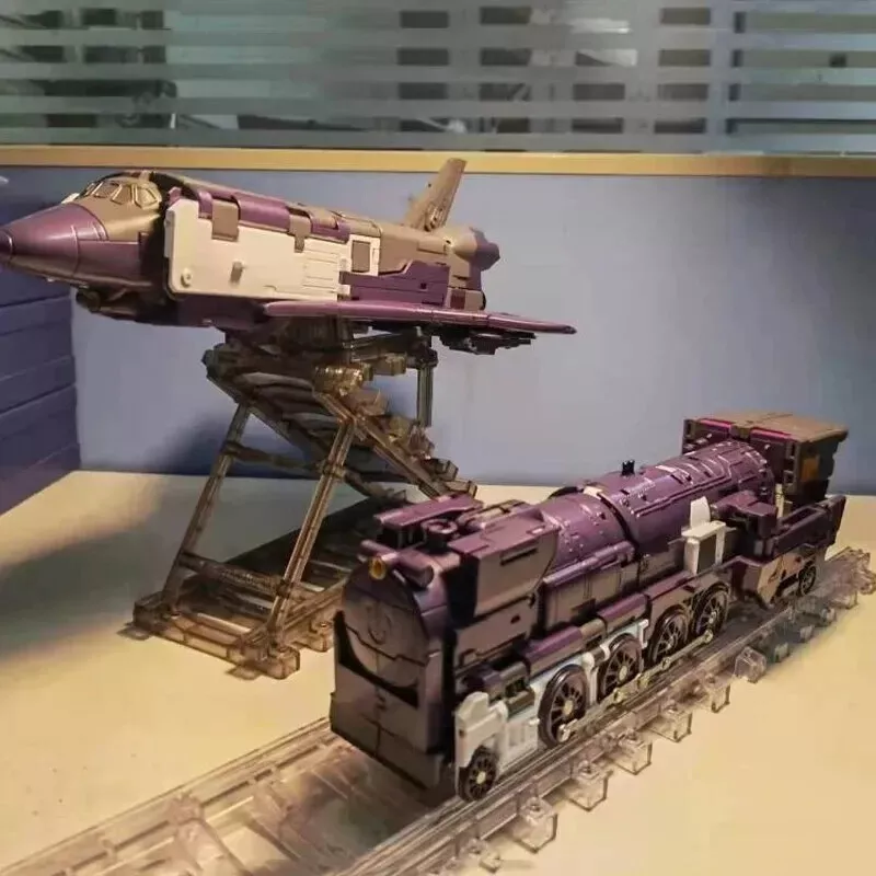 New RP-44 Astrotrain Thomas Triple Changers Big Train Figure FT In ...