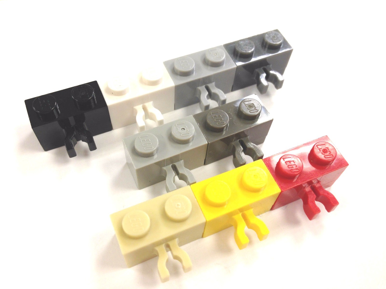 LEGO 30237a Brick, Modified 1 x 2 with Split U Clip Thick (Vertical ...