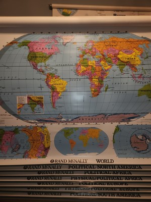 World Maps - Pull Down World Map