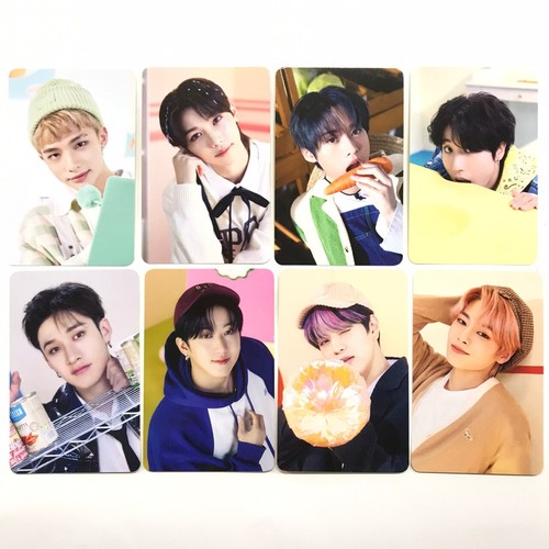 [STRAY KIDS] 2023 Season's Greetings [SKZ'S Mini World] Photocard - 2 ...