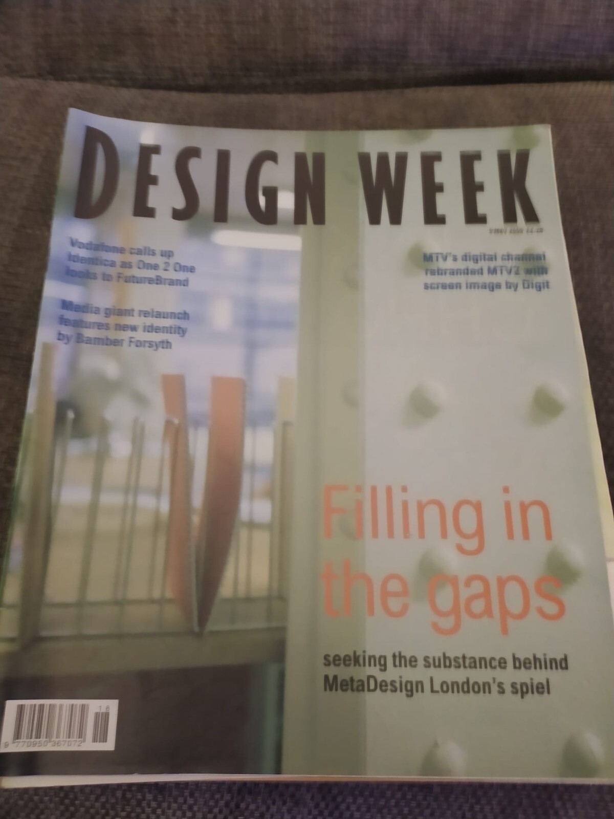 Design Week Magazine 5th May 2000, Filling In The Gaps - B130 | eBay UK