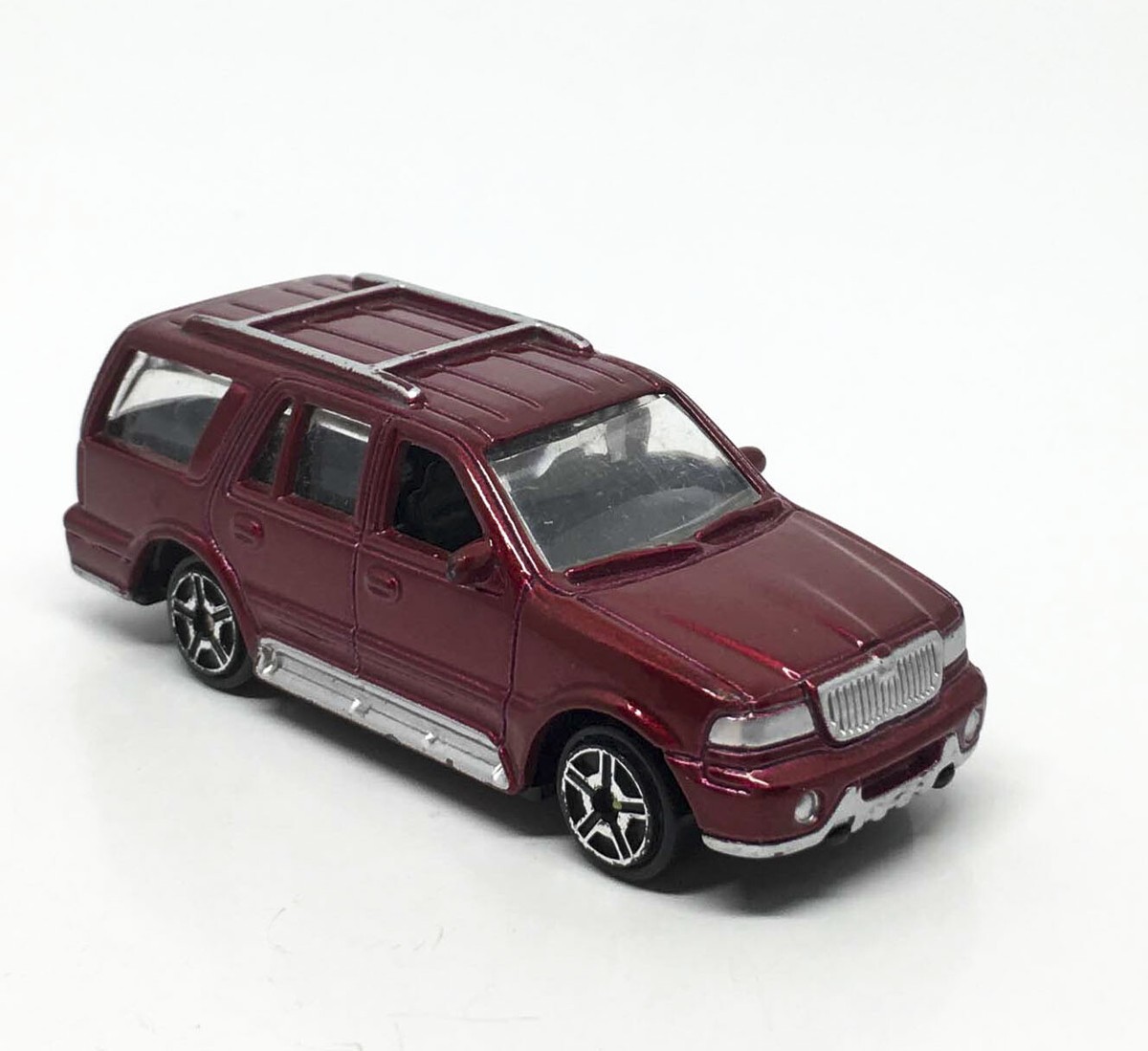 Lincoln Navigator Red