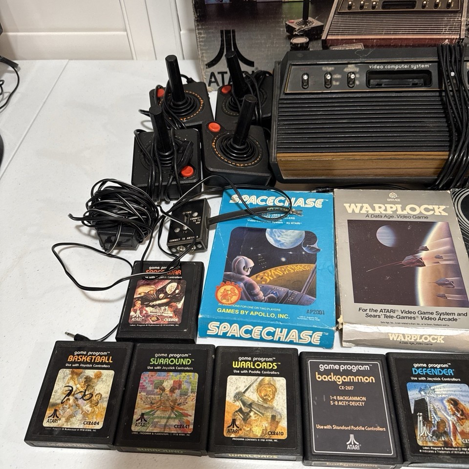 Atari 2600 Heavy Sixer 1977 Woodgrain Console + 20 Games + Controllers ...