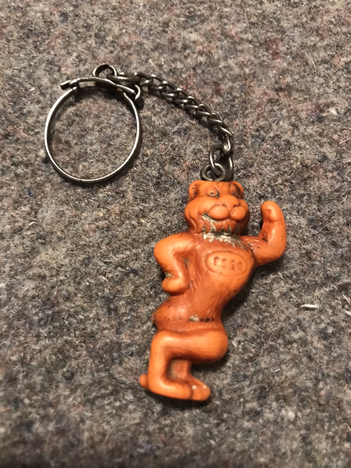 Vintage ESSO EXXON Tiger Key Chain EARLY!! 1.5” PLASTIC | eBay
